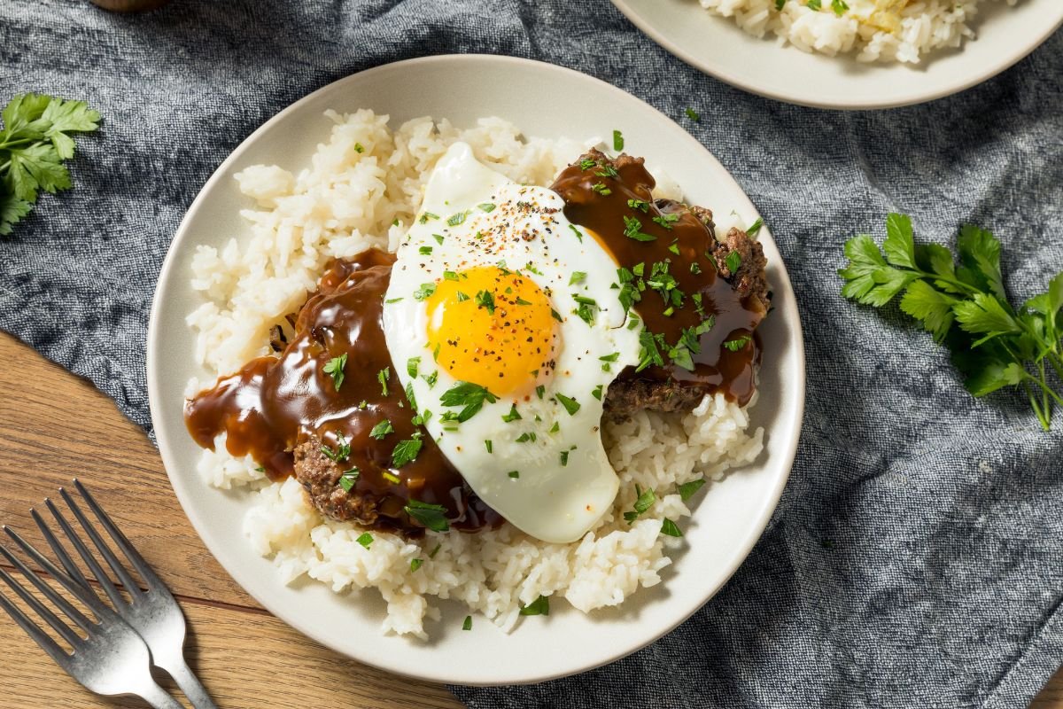 Easy Loco Moco Recipe | Authentic Hawaiian Cuisine Delight